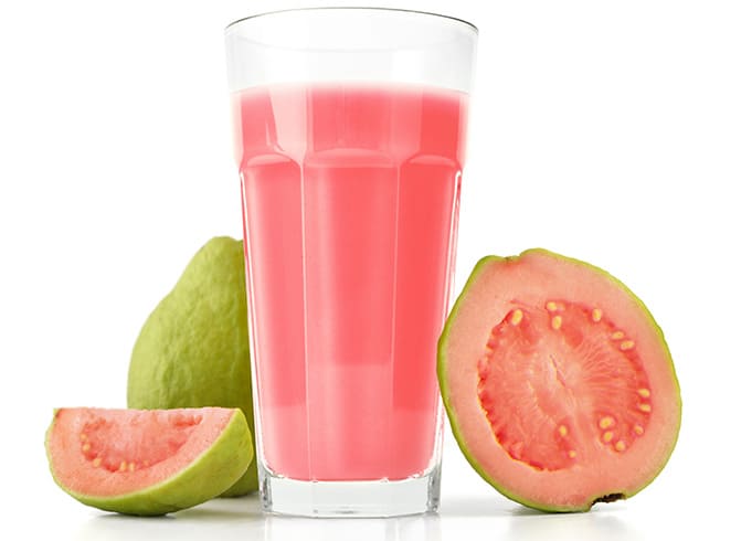 Evidence-Based Guava Benefits and Side Effects - YeyeLife