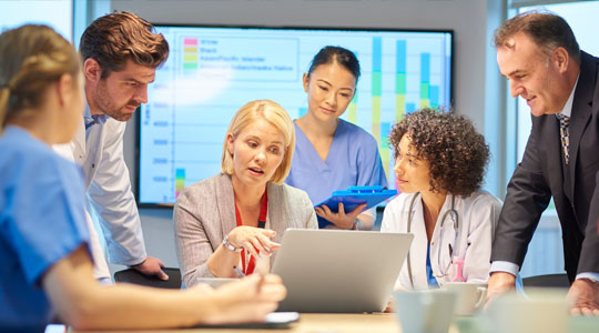 6 Healthcare Management Skills Employers Want To See - YeyeLife