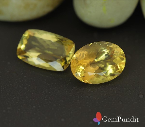 The Power of Pukhraj Stone - YeyeLife